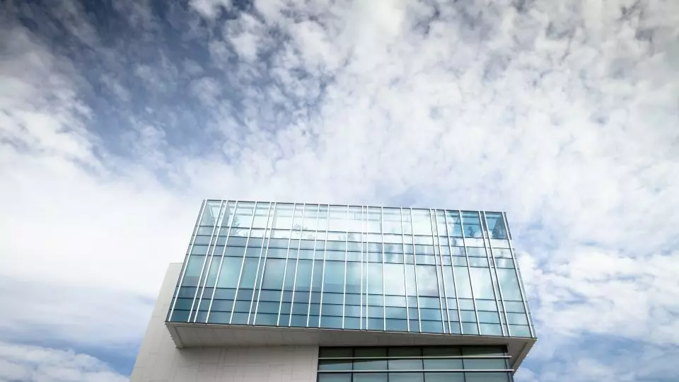 QFORT HEADQUARTER - Pielesti, Romania | Saint-Gobain Glass