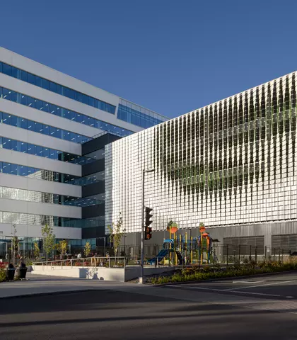 CNESST HEADQUARTERS - Québec, Canada | Saint-Gobain Glass